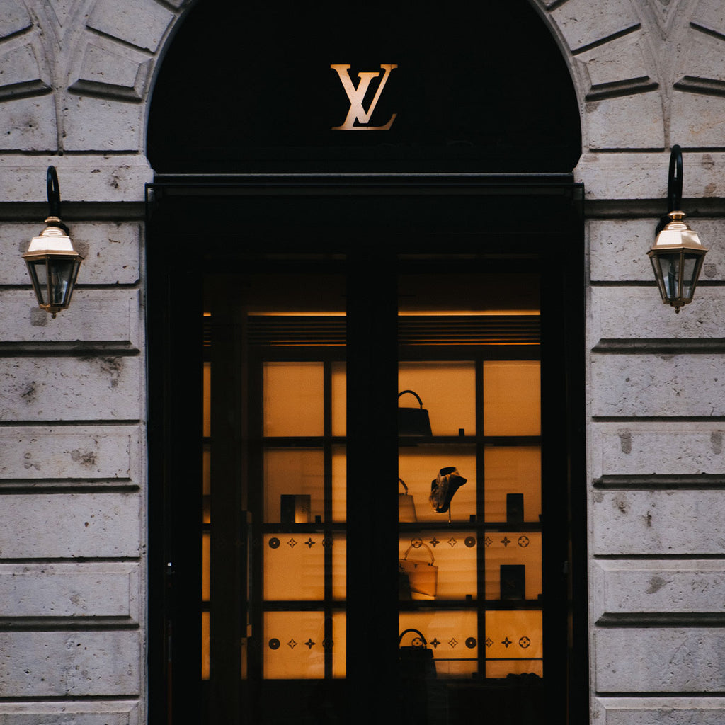 LV Store - Poster - Artistic Lab